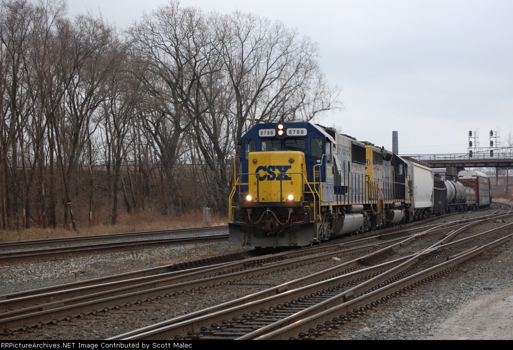 CSX 8788 & 8461